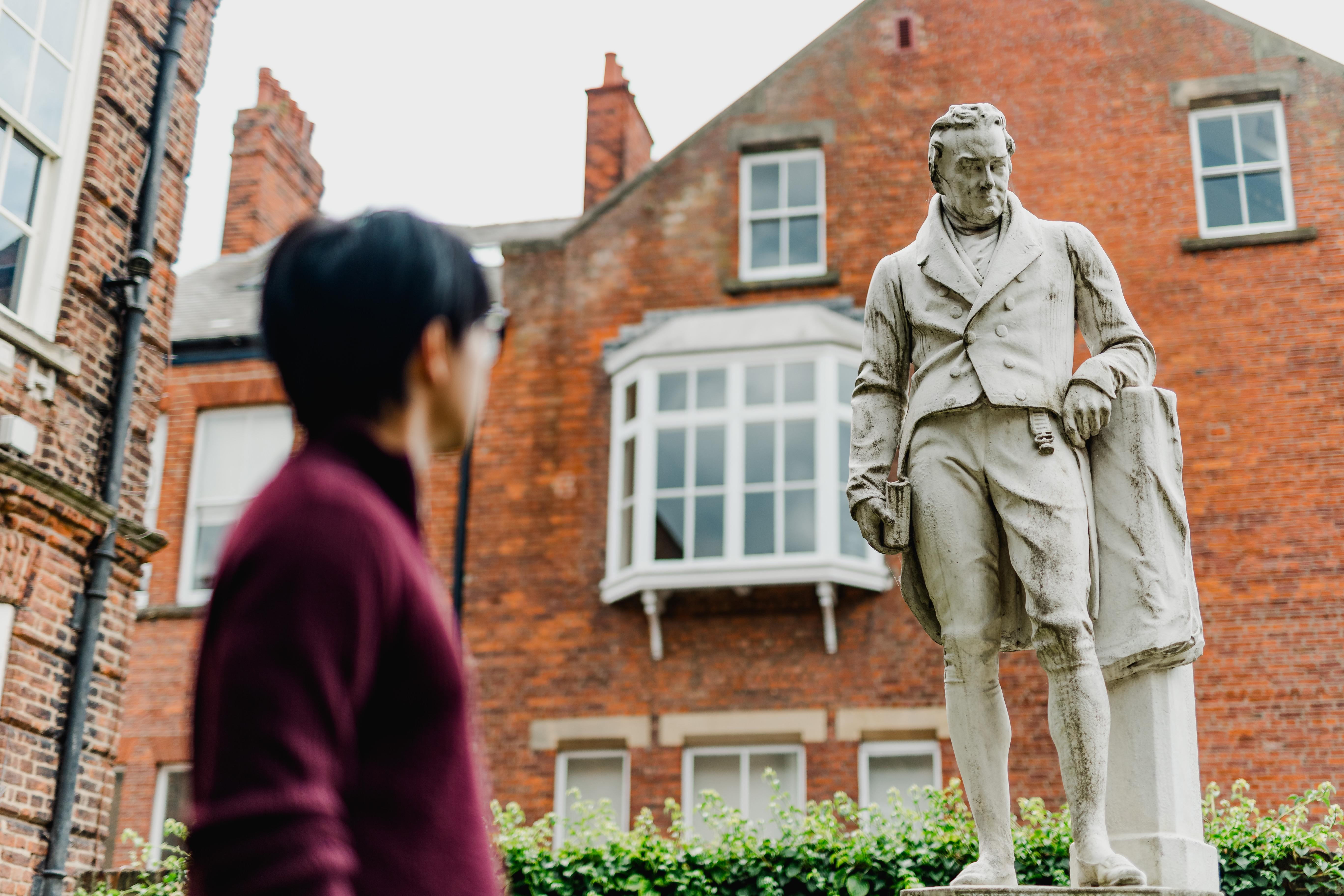 Guided Tours – Hull Museums and Galleries